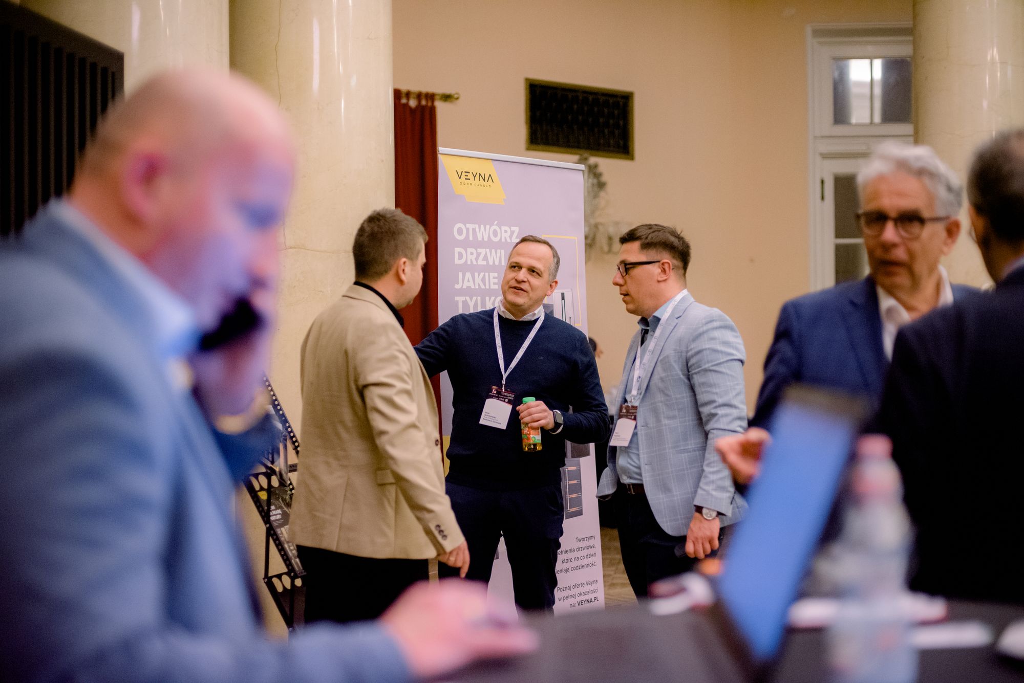VEYNA Partnerem XXX Forum 100 | Veyna - Polski lider na rynku wypełnień ...
